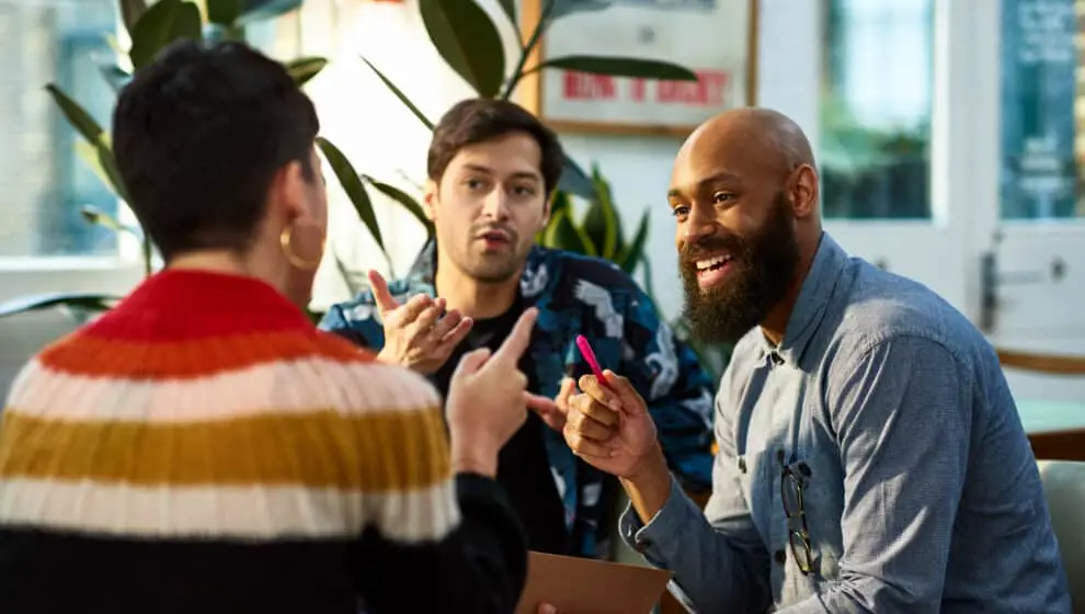 How To Build Work Relationships Using Small Talk Topics How To Build Work Relationships Using Small Talk Topics