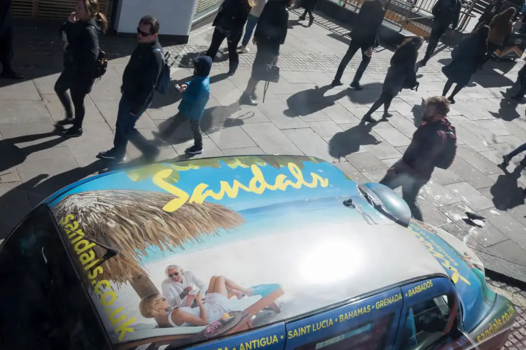 Lyft Launching In-Vehicle Ads